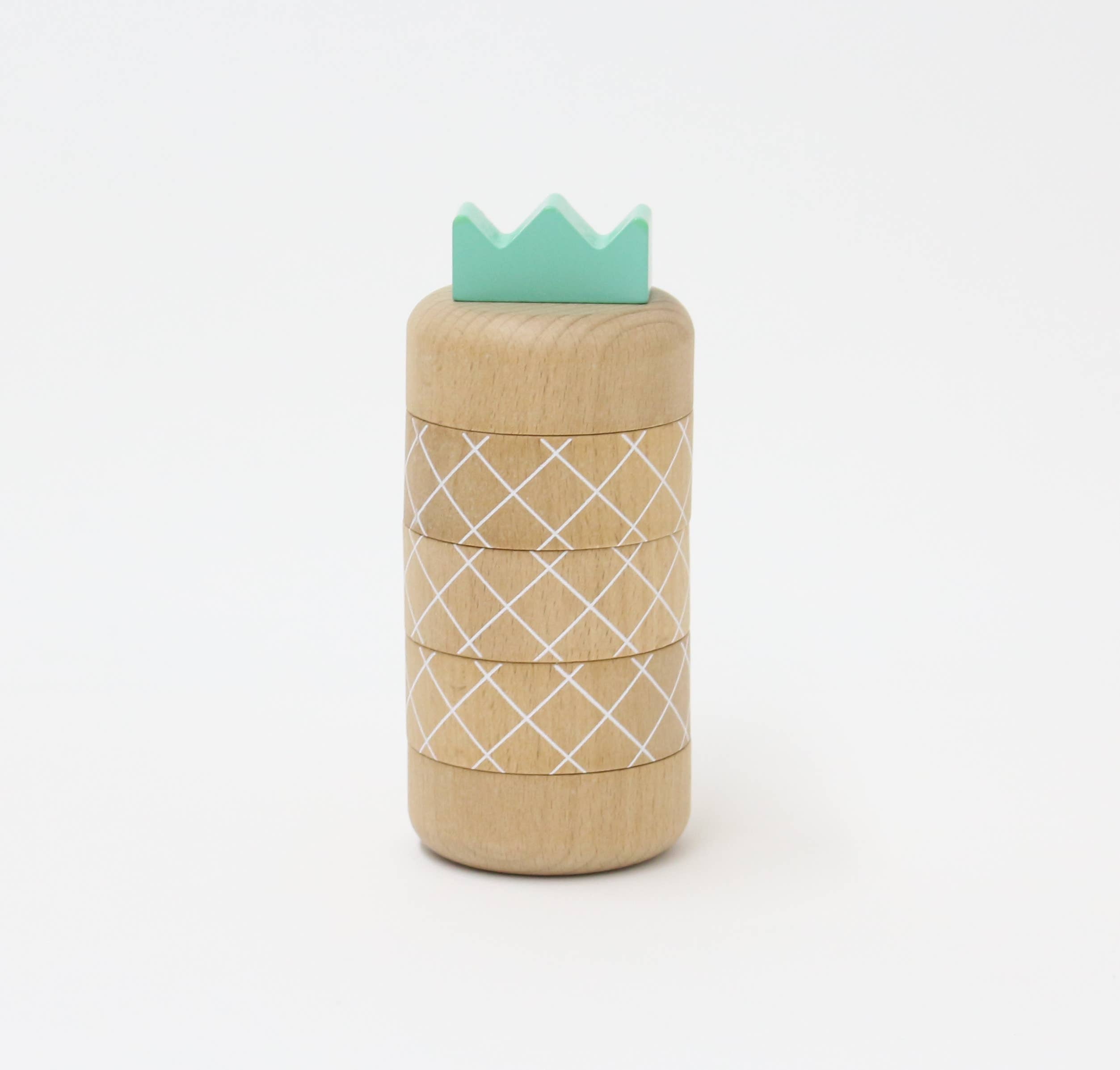 Aloha Pineapple Topple Game: Natural – Young Explorers